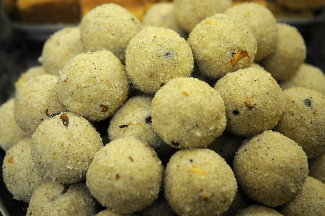 40 Famous Karnataka Sweets - Top Places For Popular Sweets
