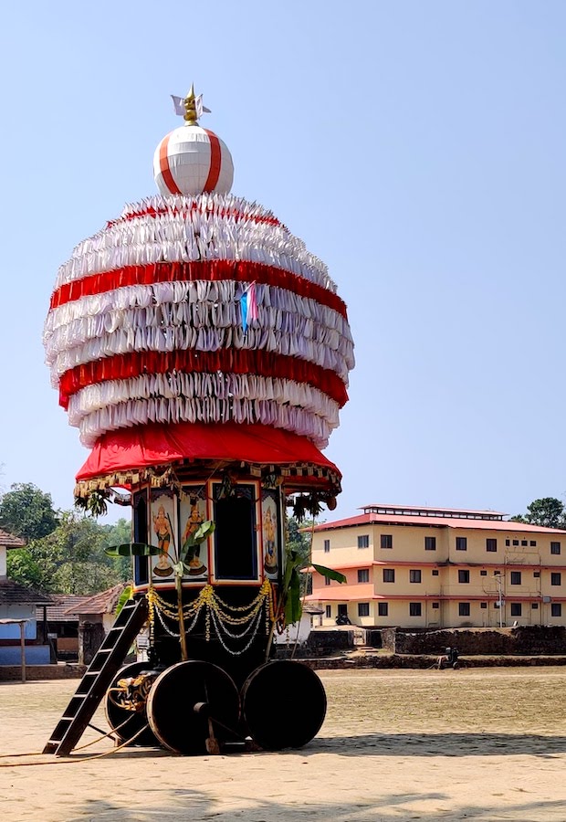 Serene Varanga Jain Temple - Varanga Kere Basadi Near Udupi