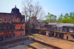 350 Year Old Moti Mahal Mandla - Madhya Pradesh's Hidden Gem